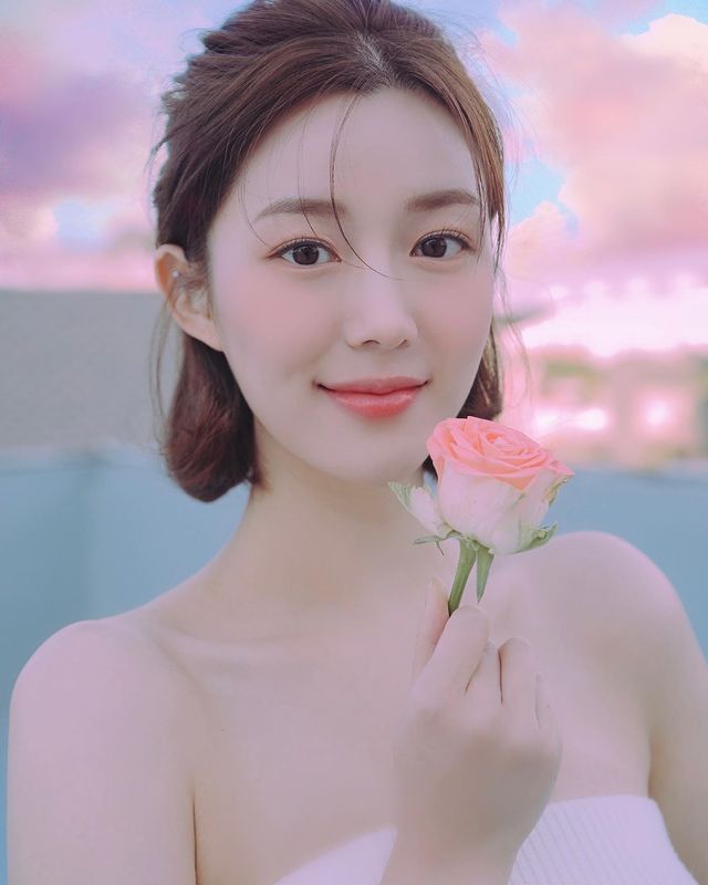 Lee Dain นักแสดงสาวเกาหลีใต้ ที่กำลังเป็นข่าวดังตอนนี้