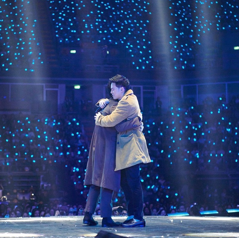 แดน บีม โพสต์ HBD บิ๊ก D2B ไม่ว่าผ่านไปนานแค่ไหน ก็ไม่มีใครรักพี่น้อยลง