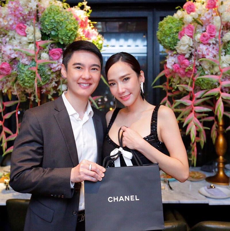 อั้ม พัชราภา ไชยเชื้อ อวยพรเพื่อนซี้ ไฮโซนัท ตอบกลับกันหวานซึ้ง แต่ความแซ่บนี้ทำคนโฟกัสผิดจุด