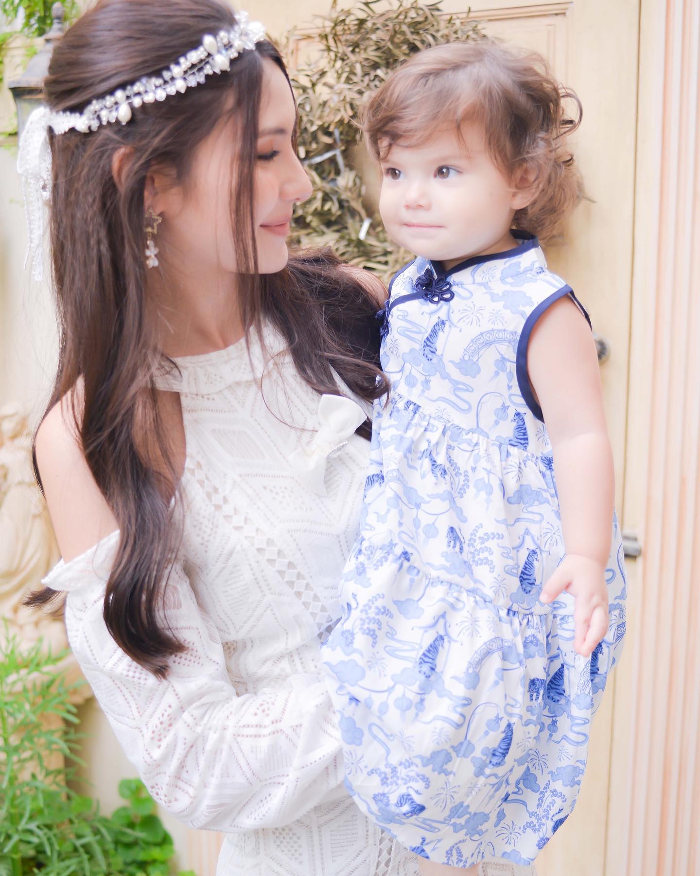 ซาร่า คาซิงกินี ปรี๊ด โดนแซะเอาลูกมาหากิน ลั่นคนเมนต์ไปลาออกจากอาชีพ