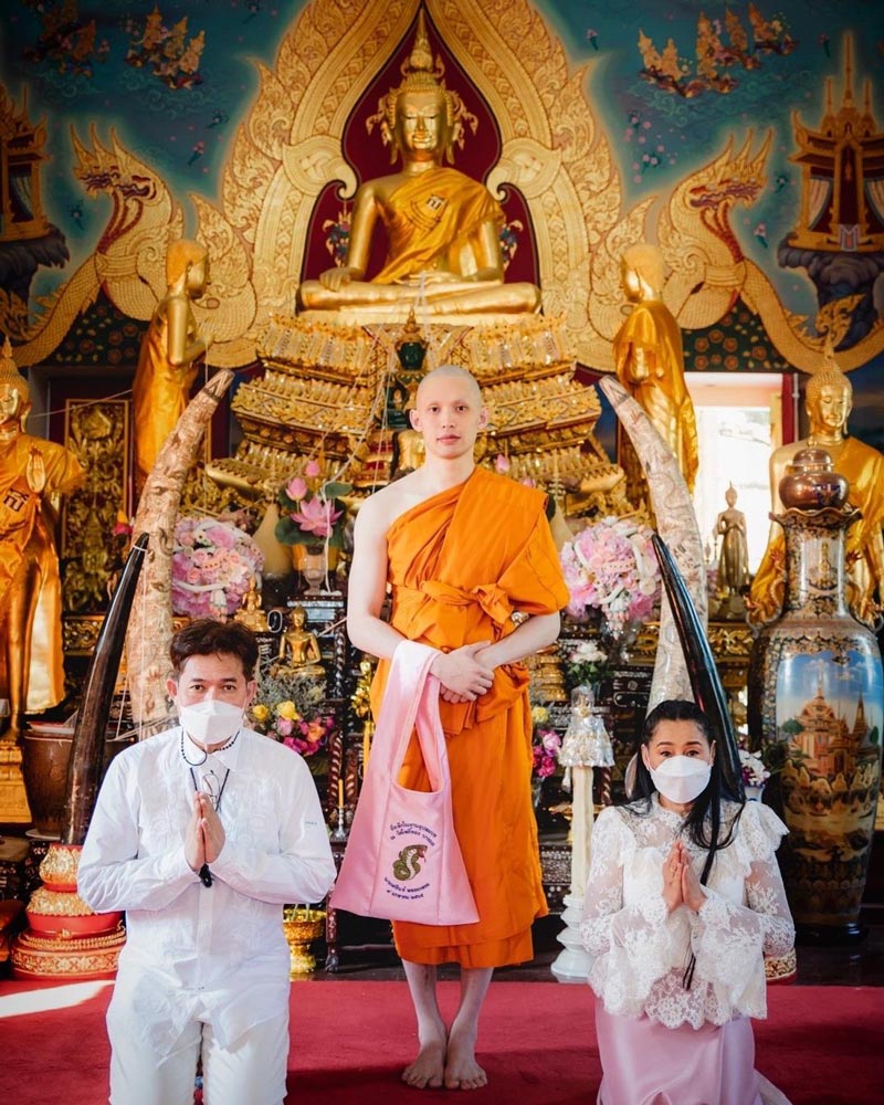 ดีเจมะตูม อุปสมบทในวันเกิด ขอเริ่มต้นสิ่งดี ๆ ในปี 2565 ปรารถนาสติปัญญา